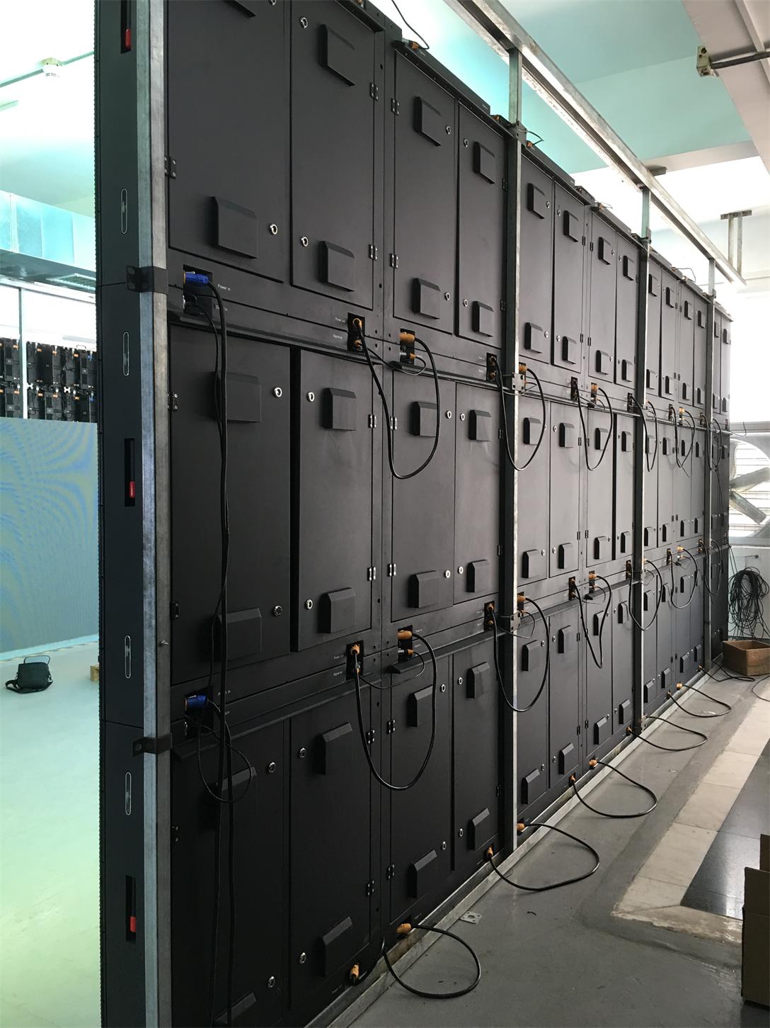 P6 Iron Aluminum Cabinet Outdoor Customized LED Display Board for ...